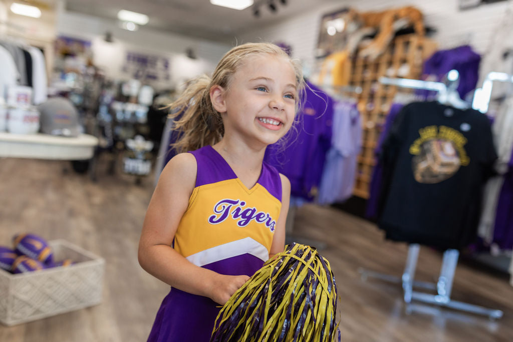 Cheer – Mike's Den